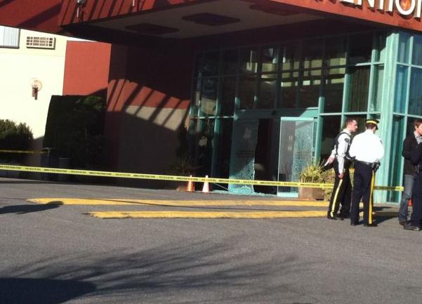 Notorious gangster and his bodyguard killed in Burnaby hotel shooting ...
