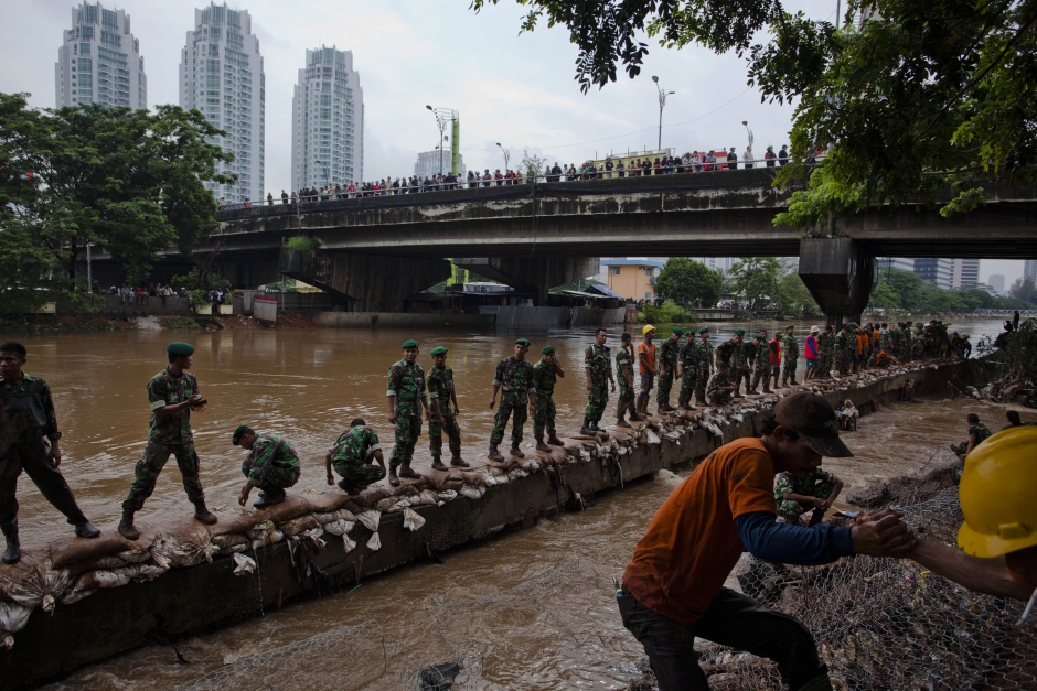 Gallery: Indonesia floods | Globalnews.ca