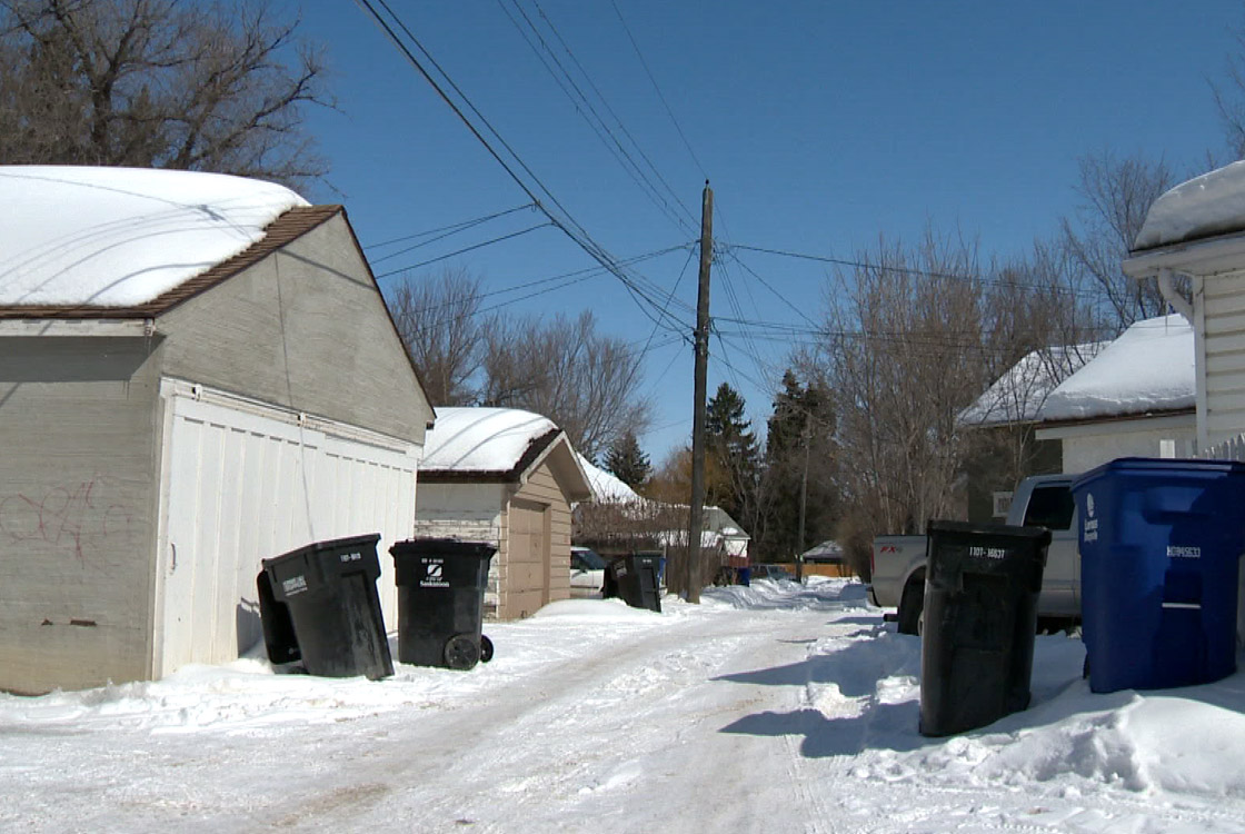 City suspends back lane garbage and recycling collection - Saskatoon ...