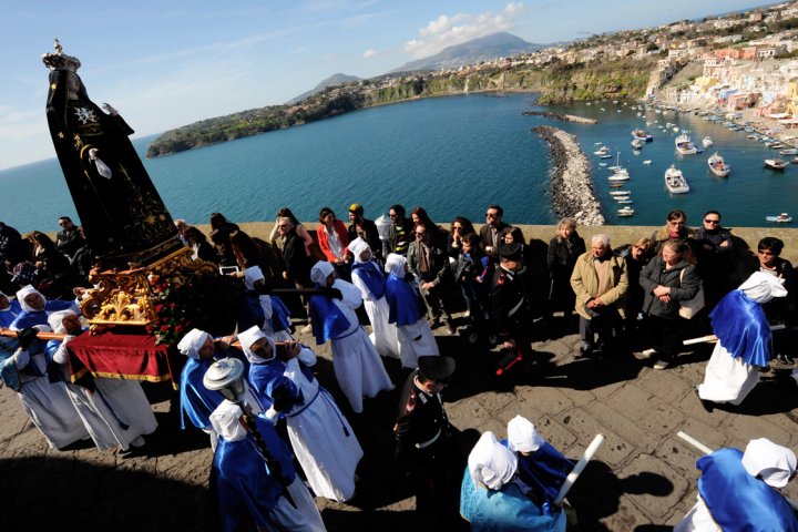 Gallery: Good Friday around the world - National | Globalnews.ca