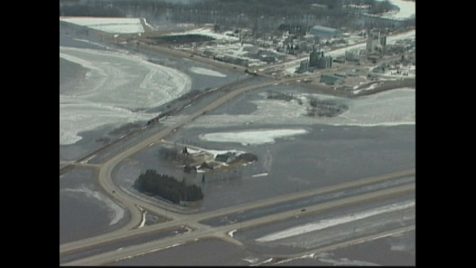 Higher water, evacuations expected in Red River Valley in new flood ...