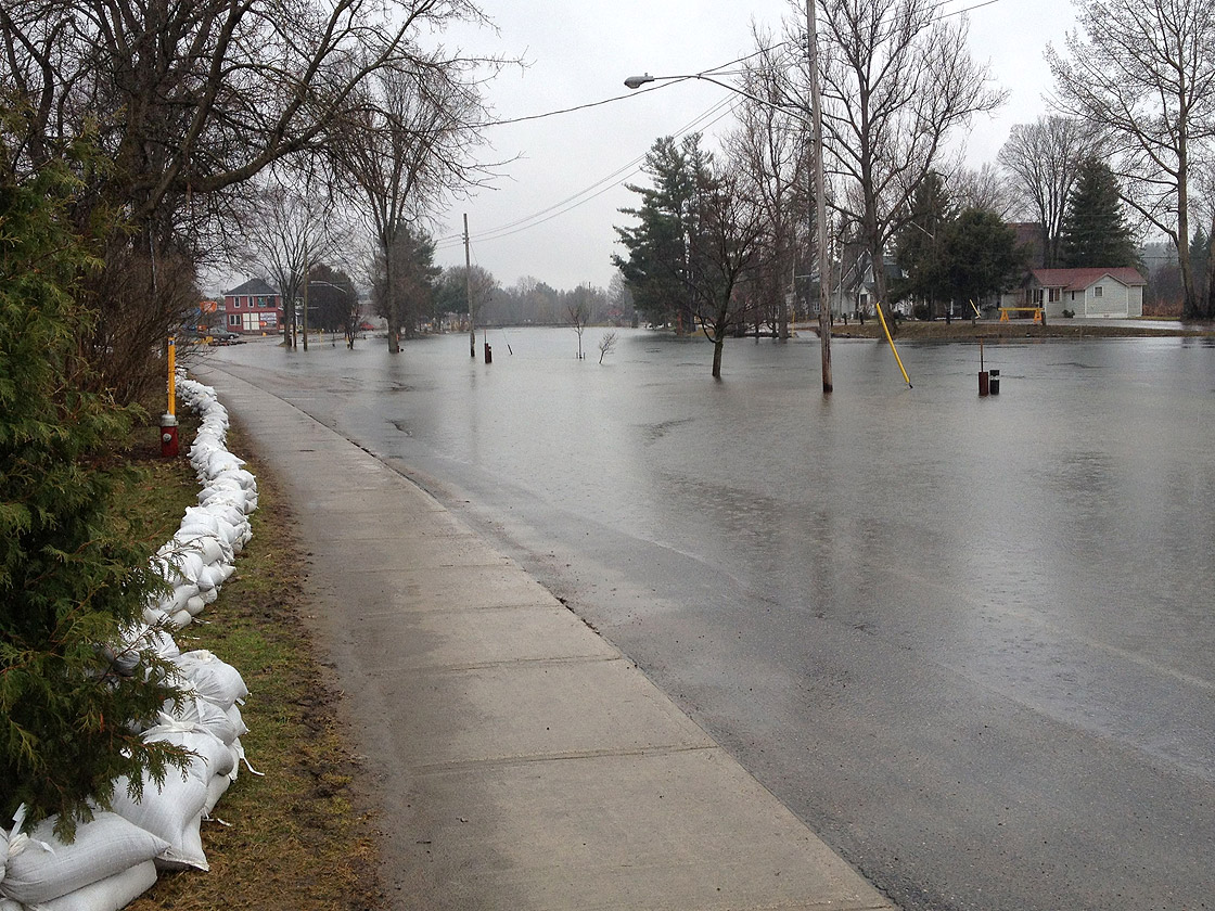 Flooded Ontario communities cope with damage, displacement following ...