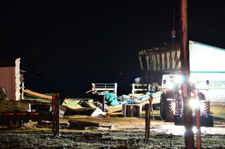 Environment Canada says tornado hit northwest of Toronto - Toronto ...