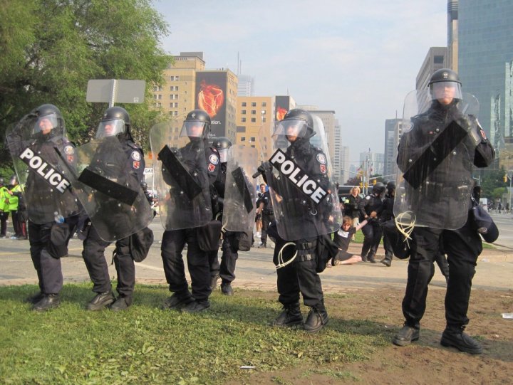 Trial of second Toronto cop charged in G20 riots begins today after ...