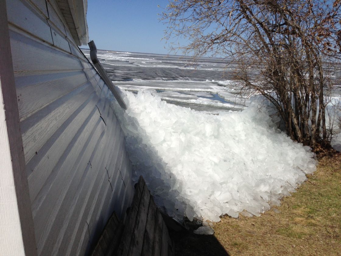 Ice blown off lake damages dozens of Alberta Beach properties ...