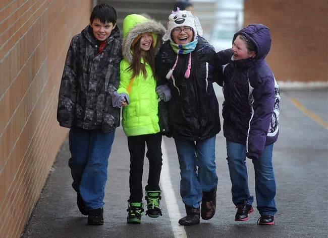 ‘Boy or girl?’ As even younger kids challenge gender identity, schools ...