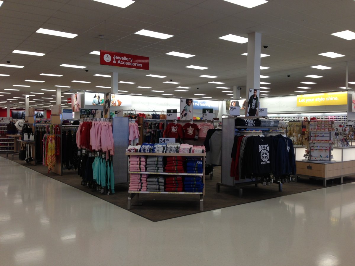 Manitoba shoppers take aim at Target - Winnipeg | Globalnews.ca