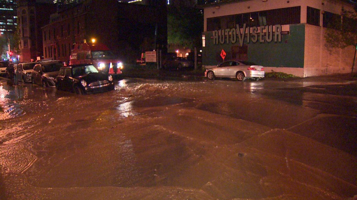 WATCH: Water main break in Montreal - Montreal | Globalnews.ca