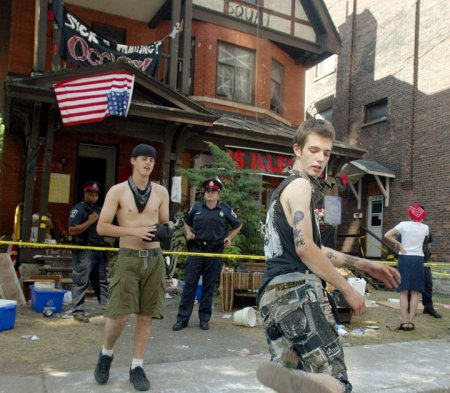 In pictures: A history of squatting protests across Canada - Montreal ...