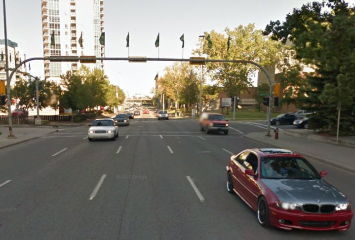 Photo gallery: Calgary streets before and during the flood | Globalnews.ca