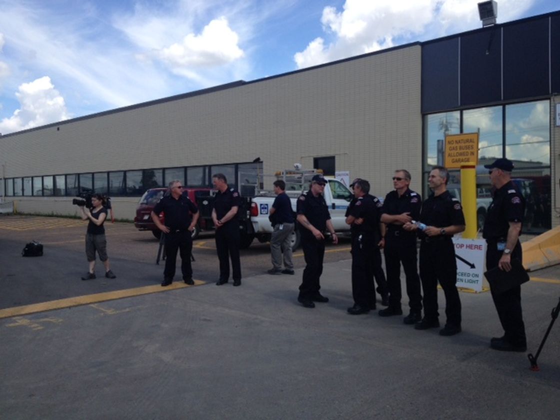 Edmonton sends further help to neighbours to the south | Globalnews.ca