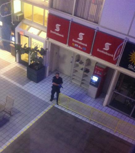 Edmonton marks one year since deadly HUB mall shooting | Globalnews.ca