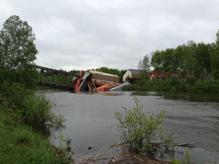 Freight train derails near Sudbury after bridge collapse, cars in river ...