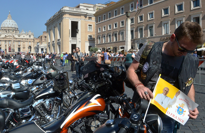Biker culture comes to Vatican as Pope Francis blesses hundreds of ...