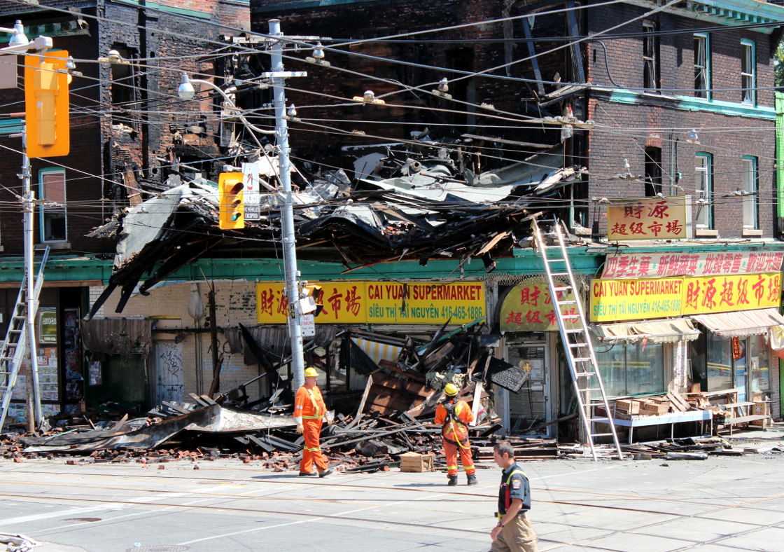 Fire destroys east Toronto building at Broadview and Gerrard - Toronto ...