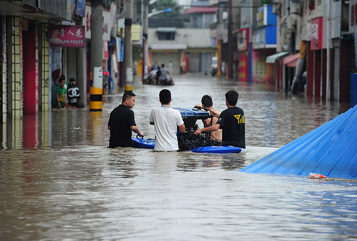 At least 31 people dead in western China flooding - National ...