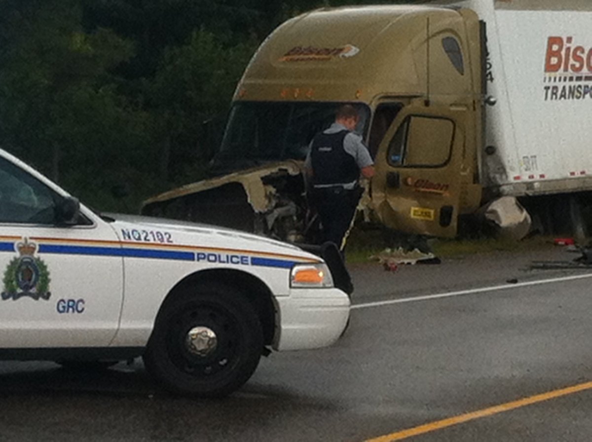 WATCH: One woman dead, toddler rescued from fiery crash | Globalnews.ca