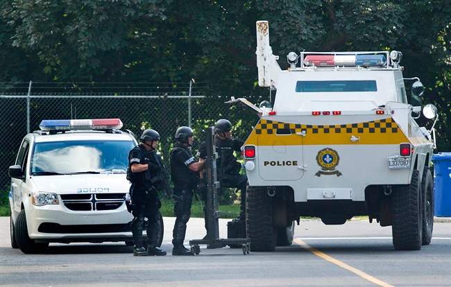 71-year-old involved in 20-hour standoff charged - Montreal | Globalnews.ca