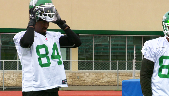 Roughriders release receiver Greg Carr | Globalnews.ca