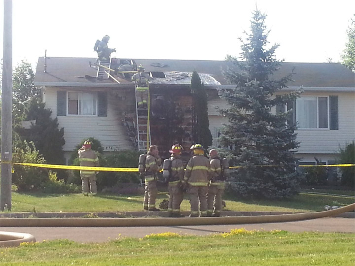 Moncton house fire blamed on cigarette tossed in mulch - New Brunswick ...