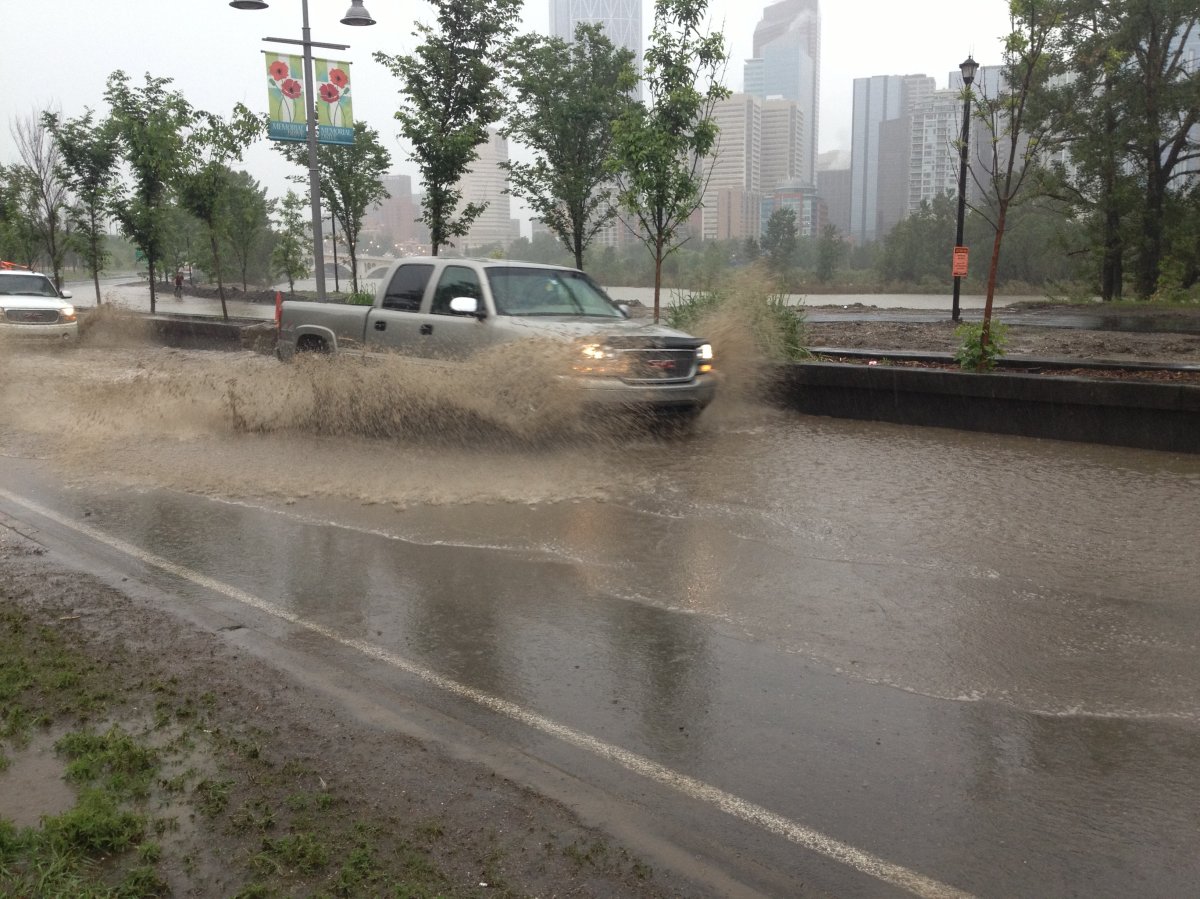 Flash Floods hit Calgary Friday | Globalnews.ca