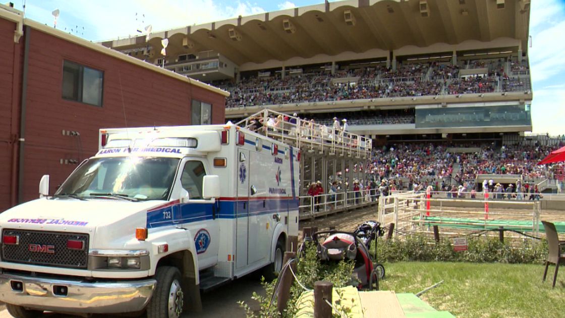 Skydiver injured in jump at Calgary Stampede | Globalnews.ca