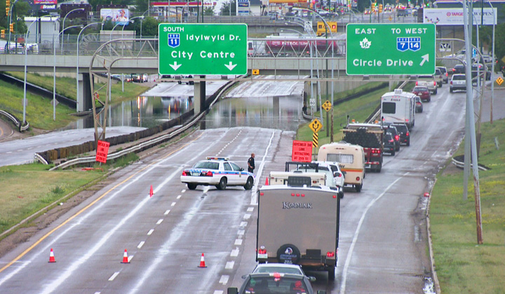 Idylwyld traffic restricted due to flooding under overpass - Saskatoon ...