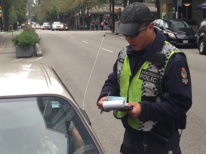 Police warn distracted drivers - BC | Globalnews.ca