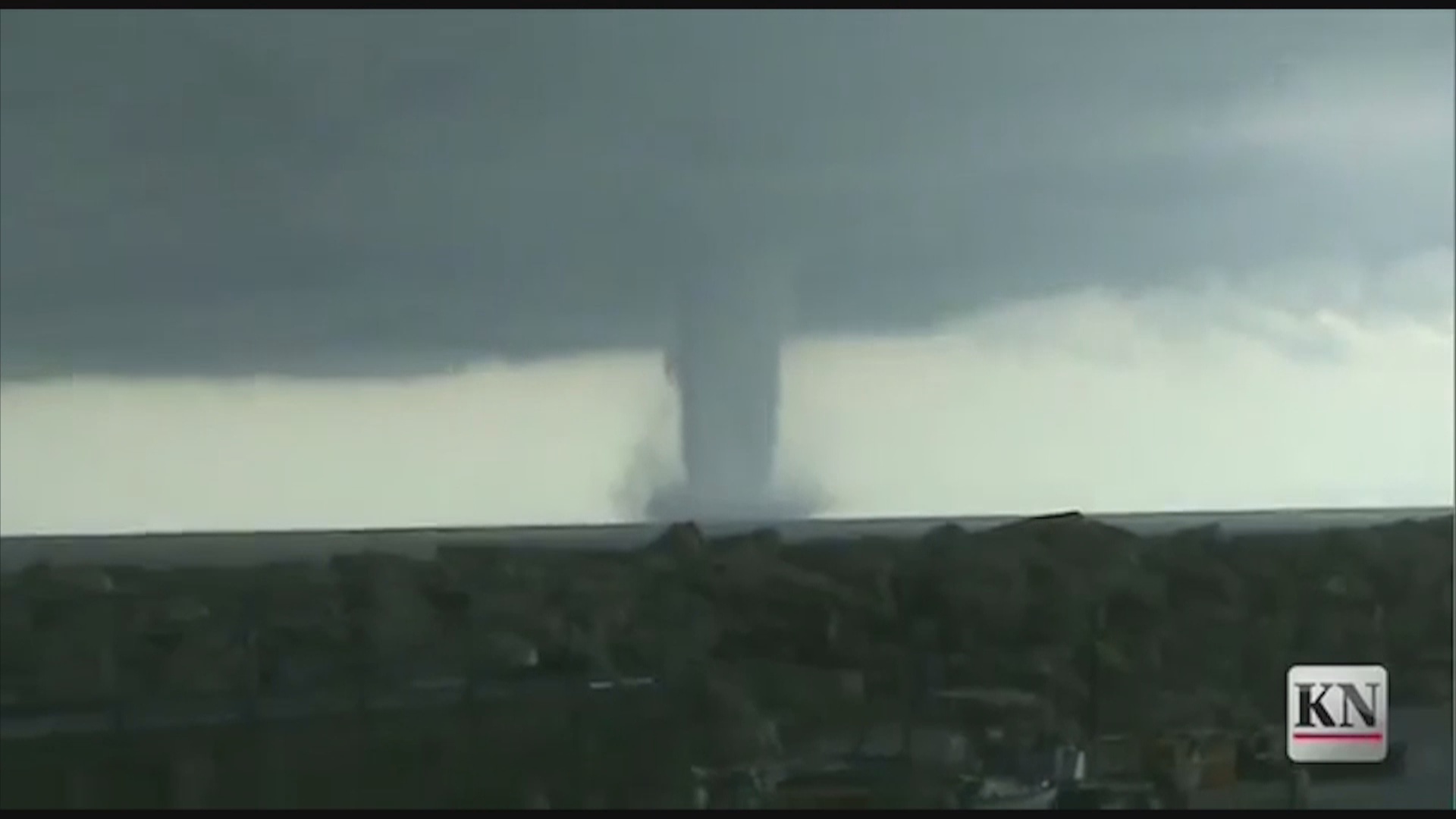 Watch: Massive water spout forms over Lake Michigan - National ...