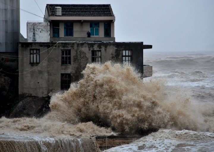 Typhoon hits southeastern China, with winds, rain that cut power ...