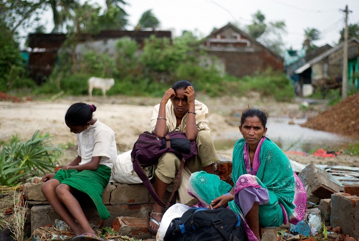 Homes, crops lost in cyclone, but Indian officials say mass evacuations ...