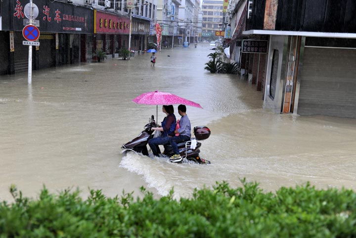 China’s eastern region hit by storm, flooding - National | Globalnews.ca