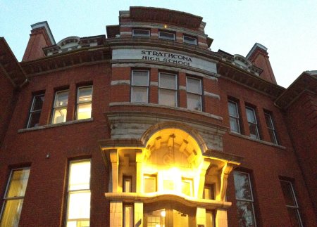 Edmonton Ghost Tour shares stories of Old Strathcona’s ‘haunted’ spots ...