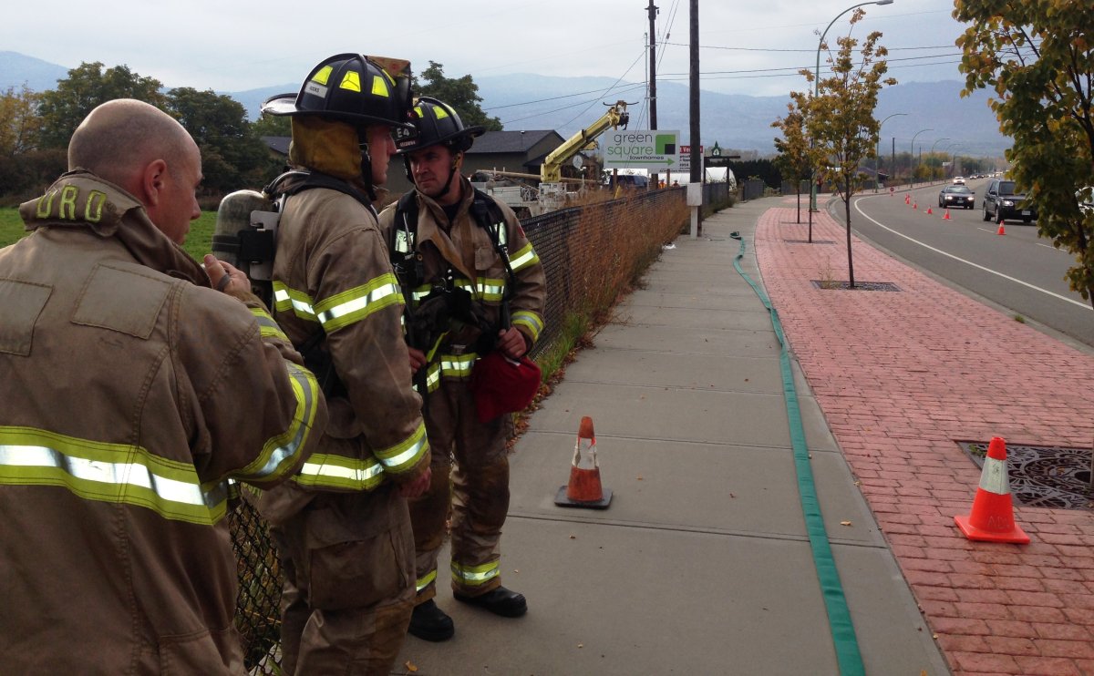 Auger strikes gas line - Okanagan | Globalnews.ca