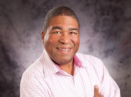 Premier Darrell Dexter loses his seat as the NDP carnage piles up ...