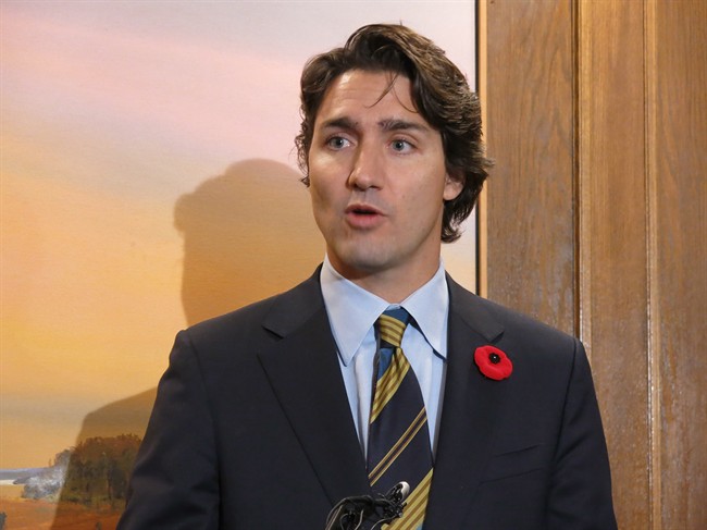 Hundreds show up at Calgary rally for Justin Trudeau - Calgary ...