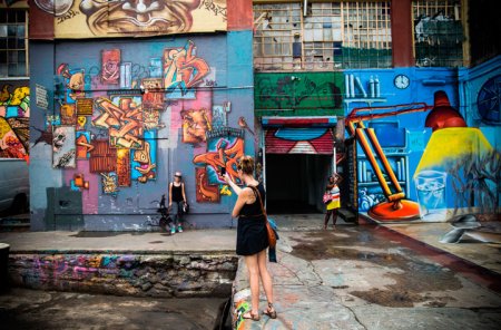 Before and after photos of New York’s graffiti mecca 5Pointz - National ...