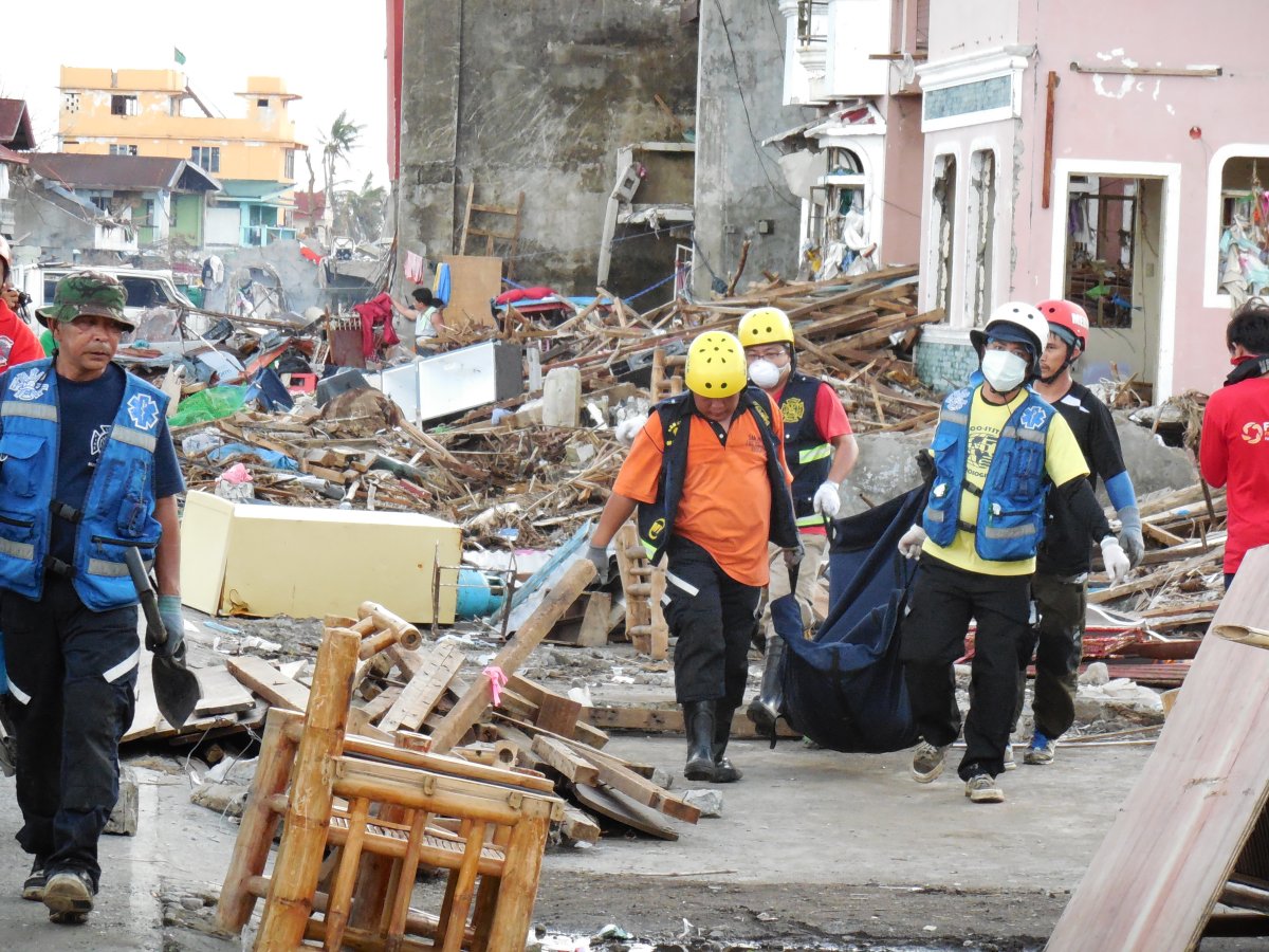 Canada’s search and rescue dogs return from typhoon-ravaged Philippines ...