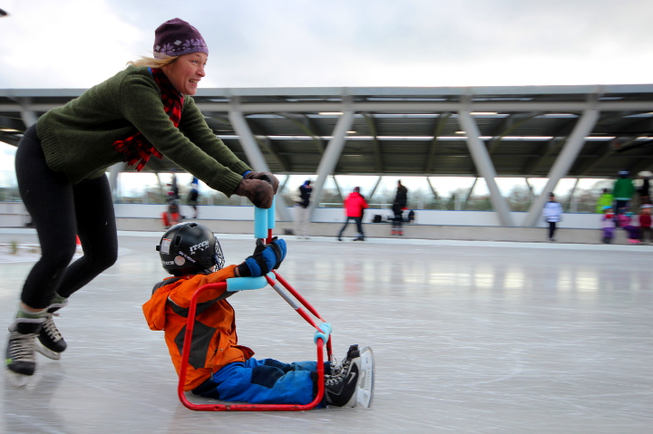 Toronto’s first-ever covered outdoor skate rink opens at Greenwood Park ...