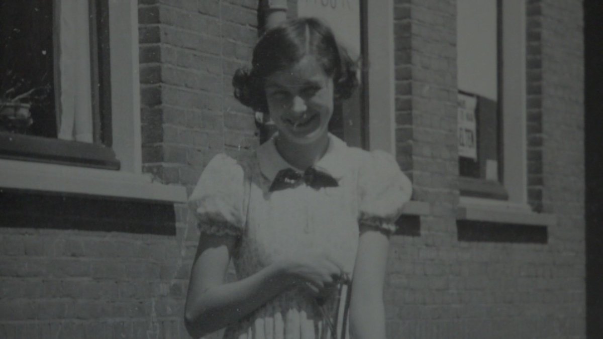 Remarkable Hetty: Joined by war, two women reunite and tell their story ...