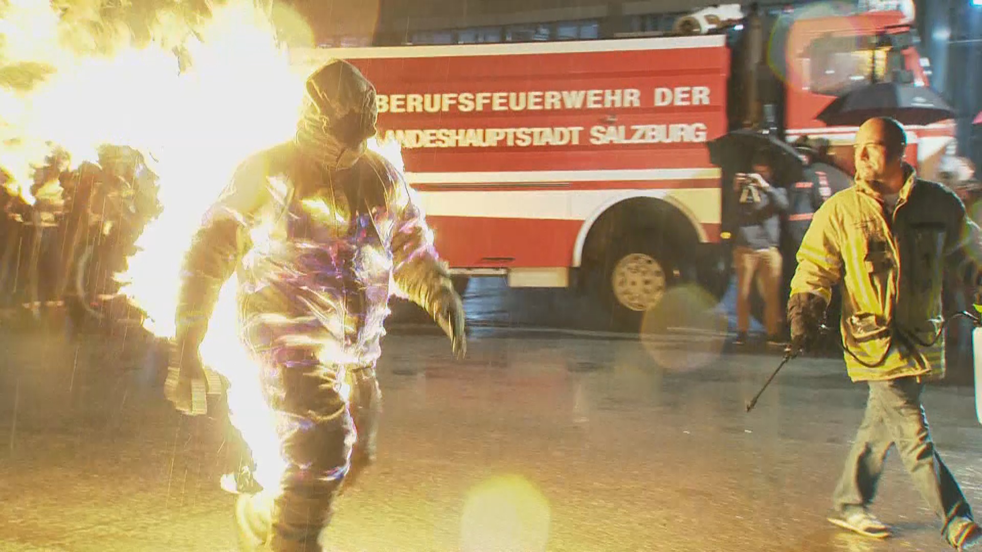 WATCH: Man sets new world record for longest time spent on fire ...