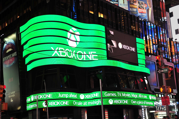 Gamers wait in long lines to get their hands on Xbox One - National ...