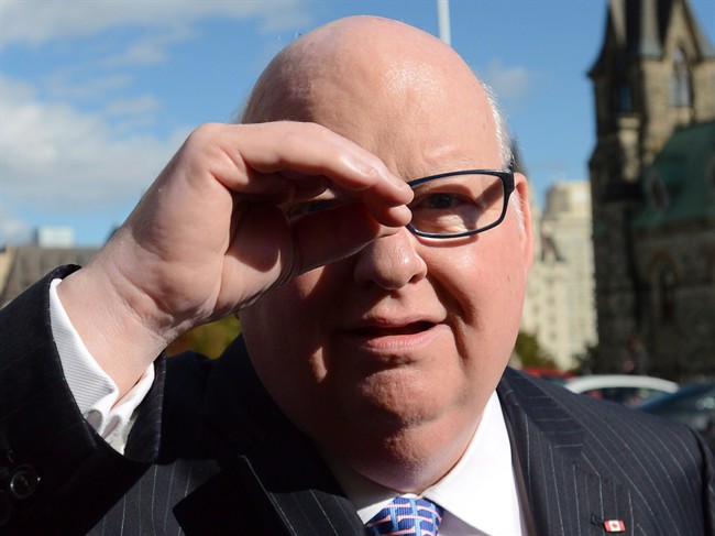 ‘And who are you?’ Mike Duffy, at PEI cottage, talks to Global News ...