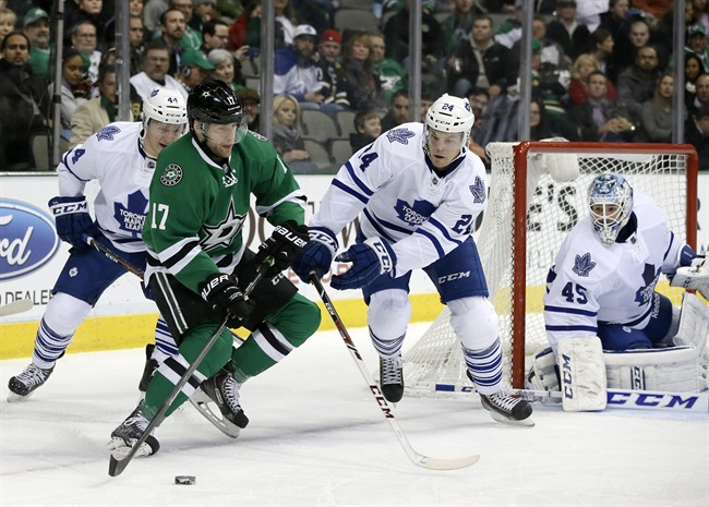 Dallas Stars centre Rich Peverley undergoing testing following collapse ...