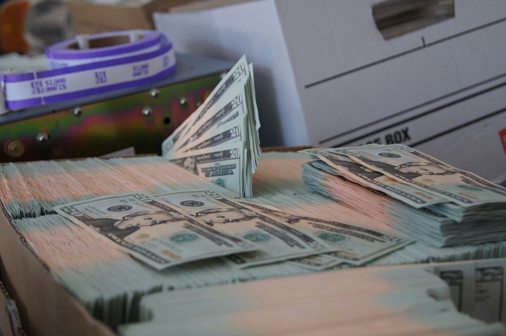 American counterfeit press seized in Trois-Rivières: RCMP | Globalnews.ca