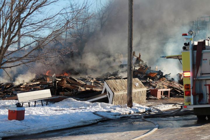 Small village southeast of Edmonton loses only hotel to fire - Edmonton ...