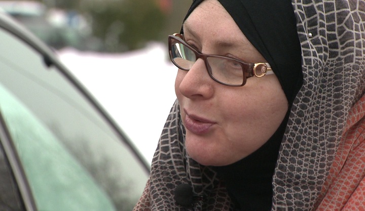 Cases of ‘hijabaphobia’ increasing in Quebec - Montreal | Globalnews.ca