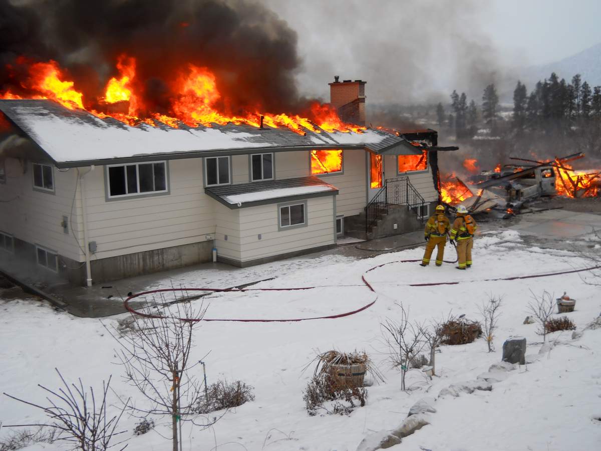 Fire rips through Cawston home | Globalnews.ca