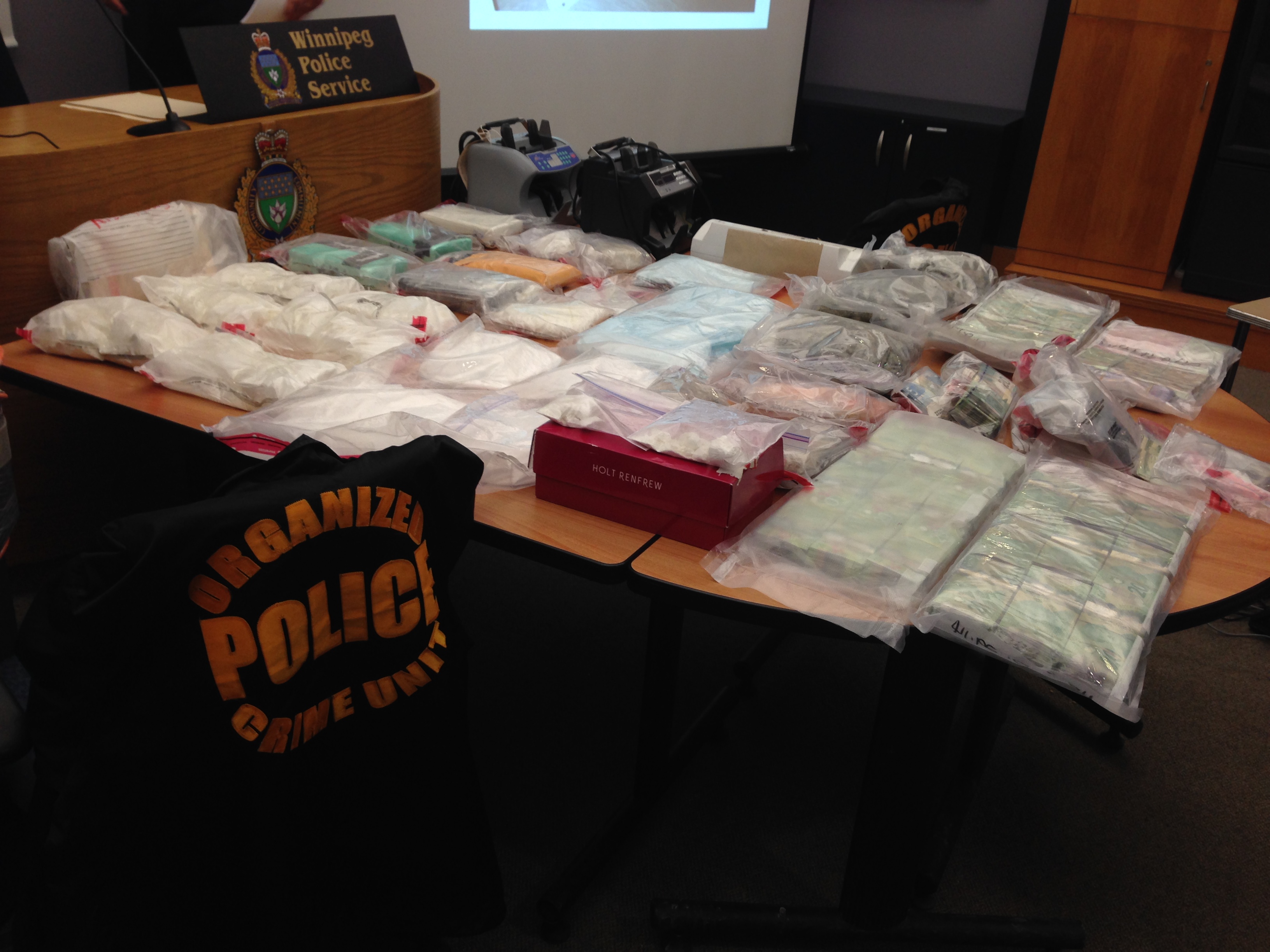 Drug ring “crippled” after raids: police - Winnipeg | Globalnews.ca