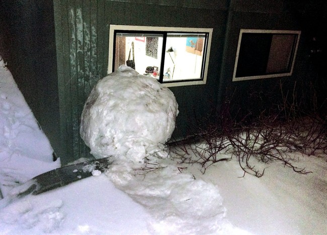 Giant, runaway snowball slams into college dorm in Portland, Ore ...